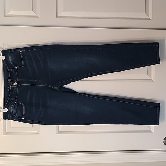 Tahari | Jeans | Tahari Skinny Jeans | Poshmark